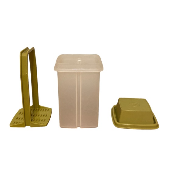 Tupperware | Kitchen | Vintage Tupperware Pickle Keeper 3 Piece ...